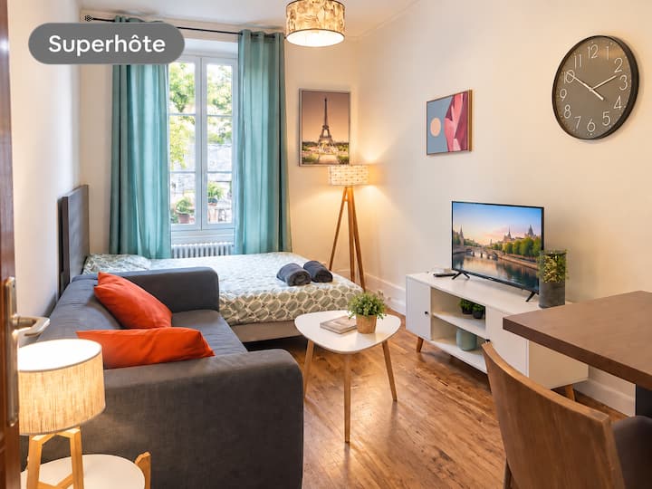 Appartement Lumineux Vue Cathédrale, Hyper-centre - ibis Styles Meaux Centre