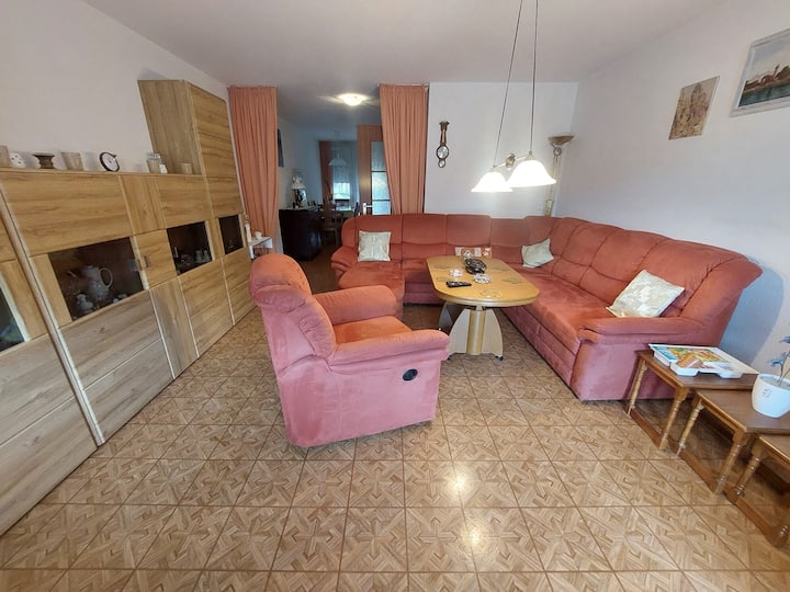 Gemütliche 3 1/2 Zimmer Wohnung - Nürtingen