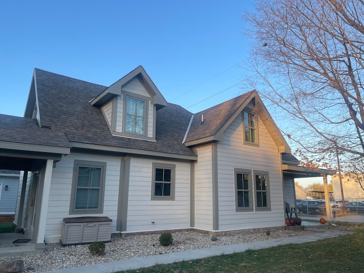 Old-town Charm, Updated Retreat - Greenwood, IN