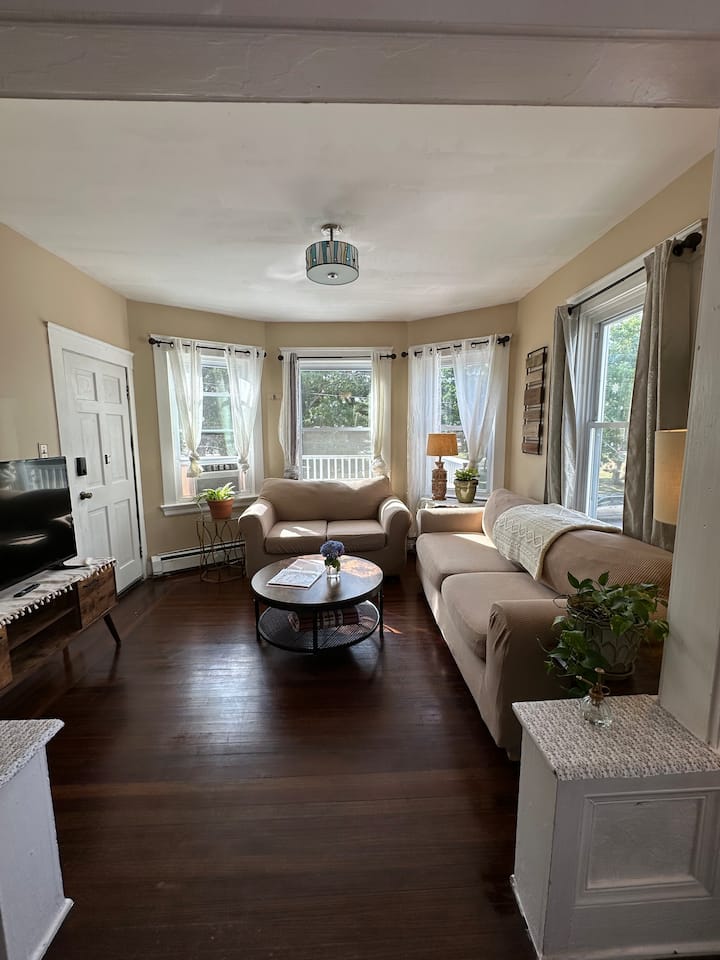 The Parkside Nook- In Roger Williams Park - Cranston, RI