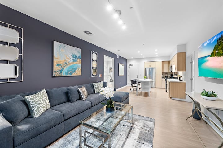 Sprctrum The Promenade Apartment Homes/newport - Irvine, CA