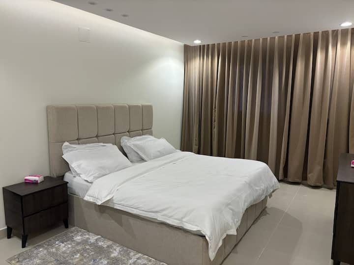 New 1br And 1lr And A Kitchen - Saudi Arabia