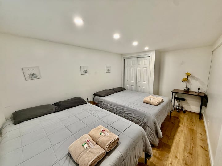 Near Nyc & Metlife • Sleeps 4• Modern Private Unit - North Bergen, NJ