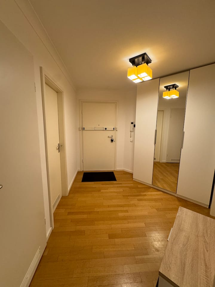 Spacious Apartment - Neuried