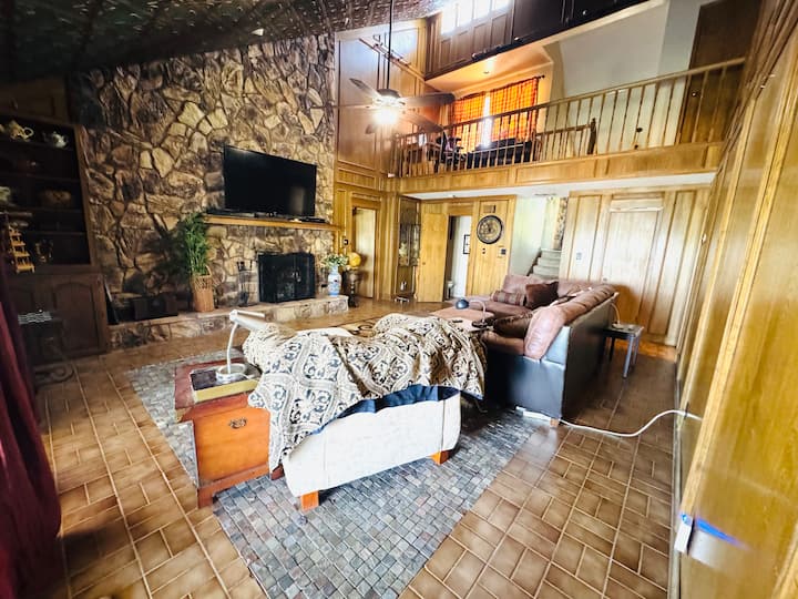 Sunset Point - Breckenridge, TX