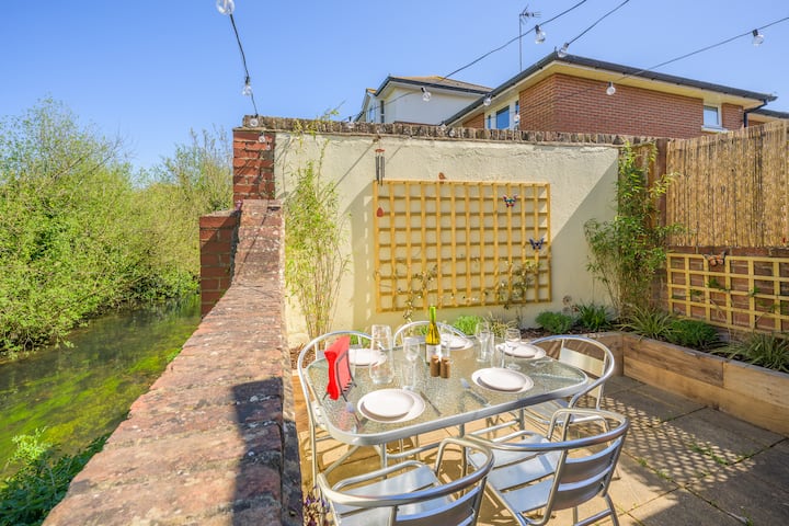 City Centre, River Views, Sleeps 5, Free Parking - Canterbury