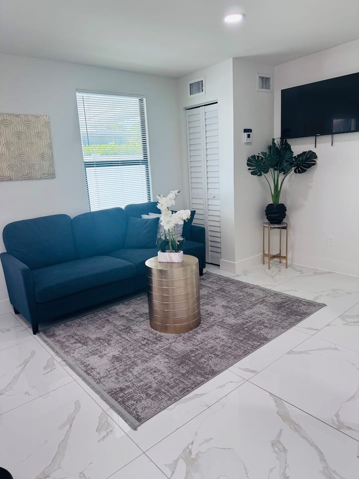 Relax Paradise Modern And Cozy - West Palm Beach, FL