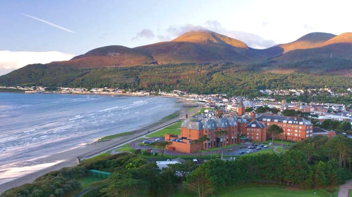 Mourne Seaside House | Close To Beach & Promenade - County Down
