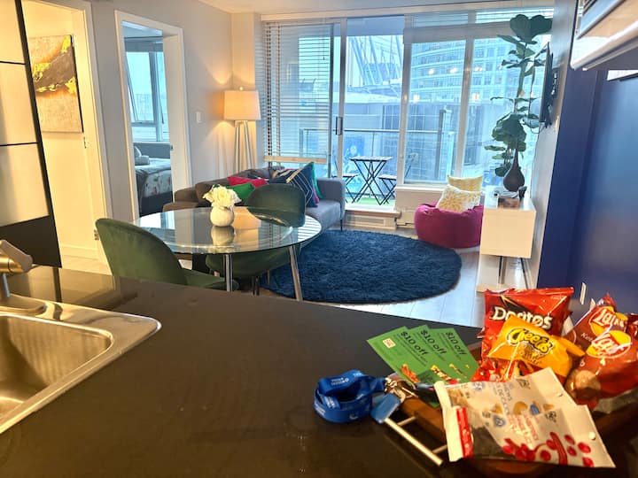 Stadium Views/downtown Core - Vancouver