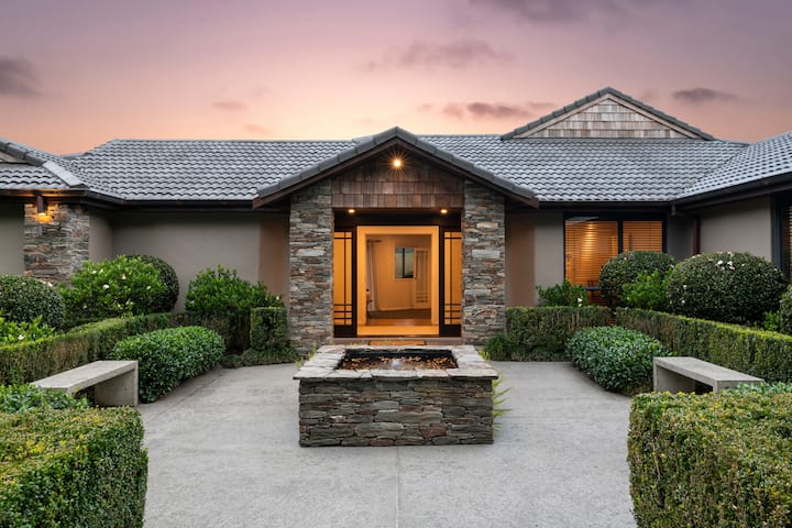 Where Rustic Charm Meets Modern Comfort - Riverhead