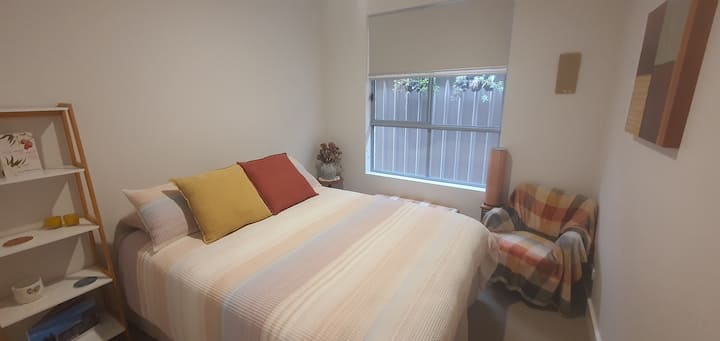 Comfortable And Convenient Room - Stirling