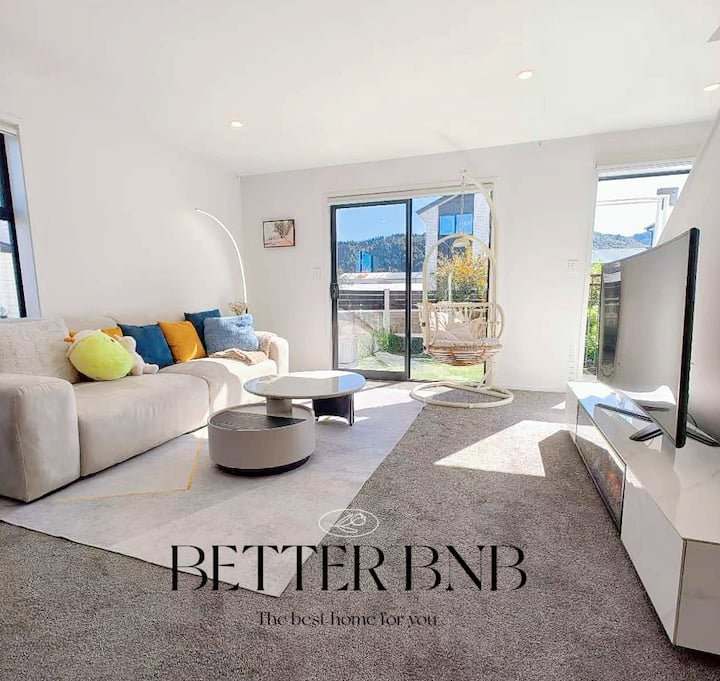 Modern & New • 3 Beds • 6 Guests - Upper Hutt