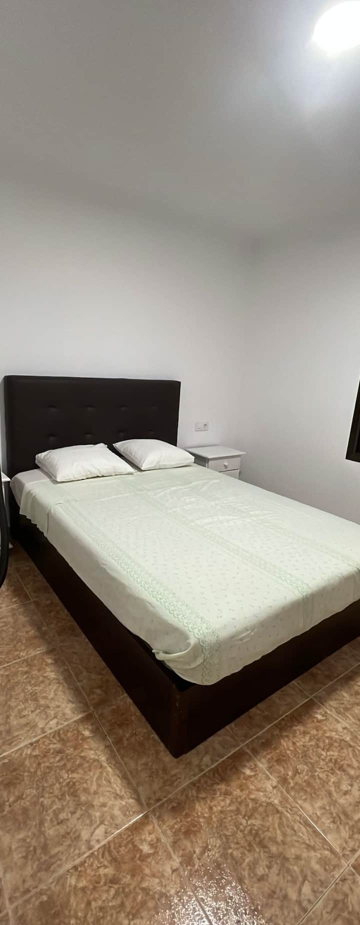 Habitación, Estancia Larga - Mallorca