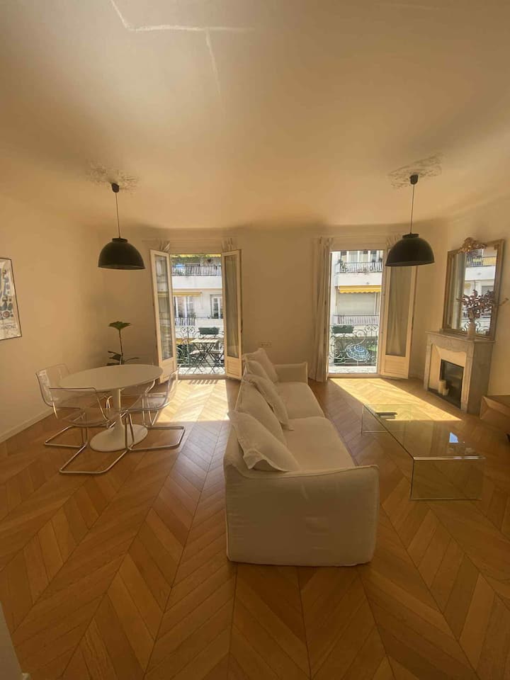 Appartement Haussmanien - Nice