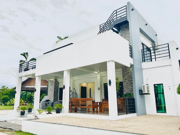 Raine's Suite Deluxe 2 - Tubigon