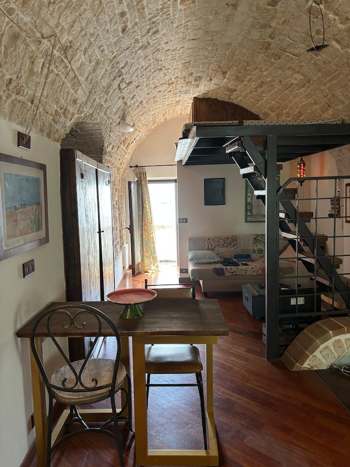 Monolocale Nel Centro Storico - Putignano