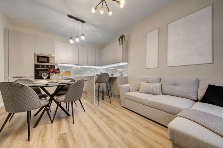 Central 3br Escape Walk To Everything! - La Valeta