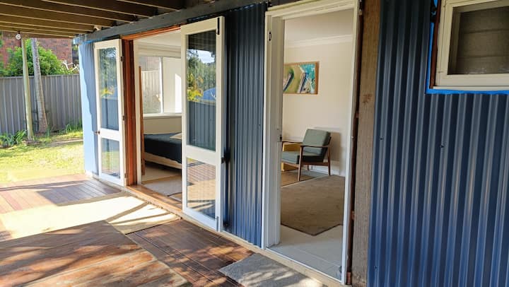 Fresh Studio, Large Deck Close To Town And Beaches - Scotts Head