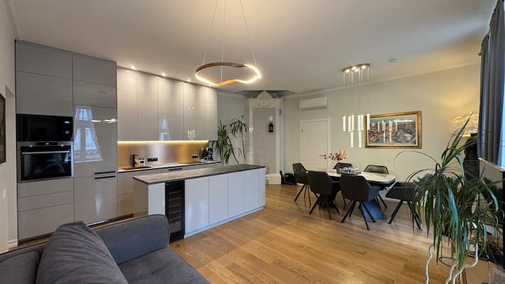 Spacious Central Apartment 2br Old Town Walk - Riga
