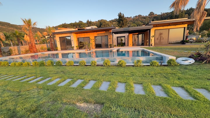 Huzurun Güvenin Rahatlıkğın Keyfi Sizleri Bekliyor - Yalıkavak