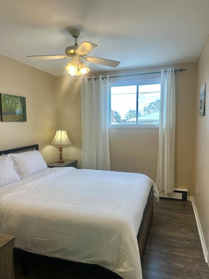 Clean &Convenient| Parking, Fast Wifi| 4-bed House - 멍크턴