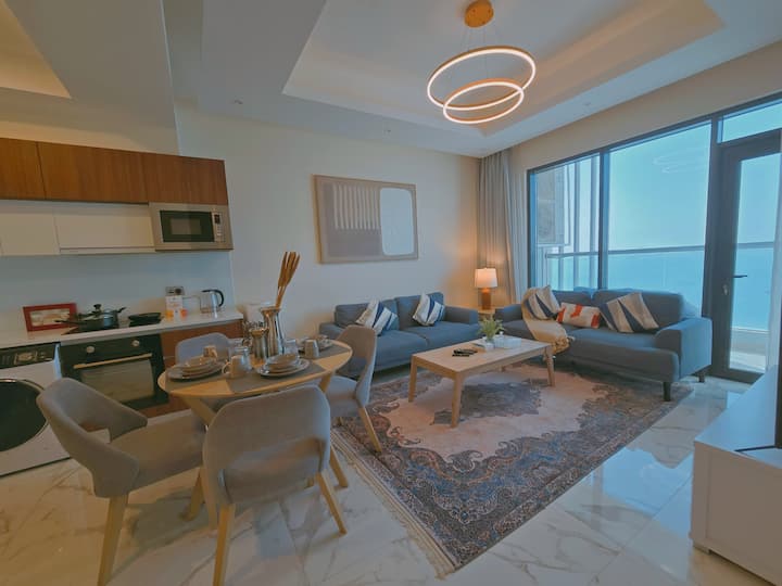 1br Sky-high | Apartment With Full Sea View - Manama
