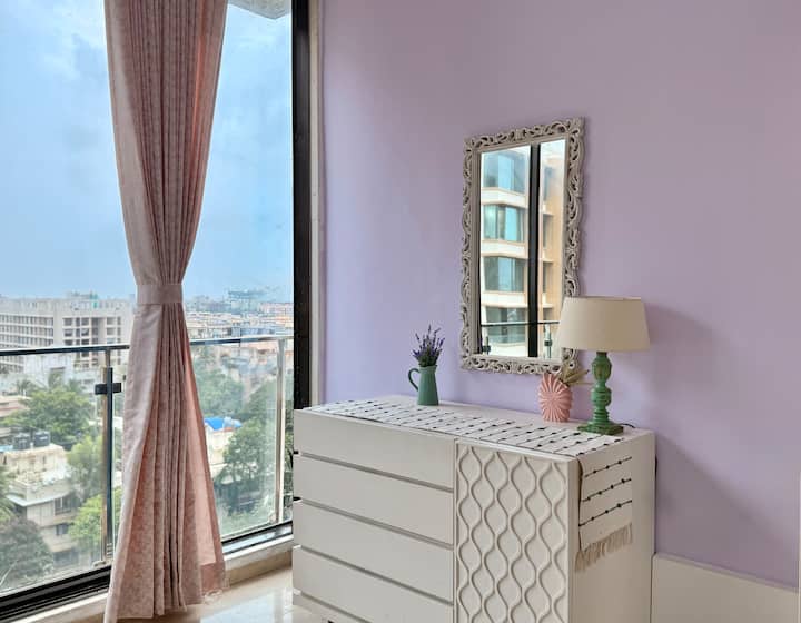 Fern Bliss~chic 1bhk Suite W/sea Glimpse~santacruz - Mumbai