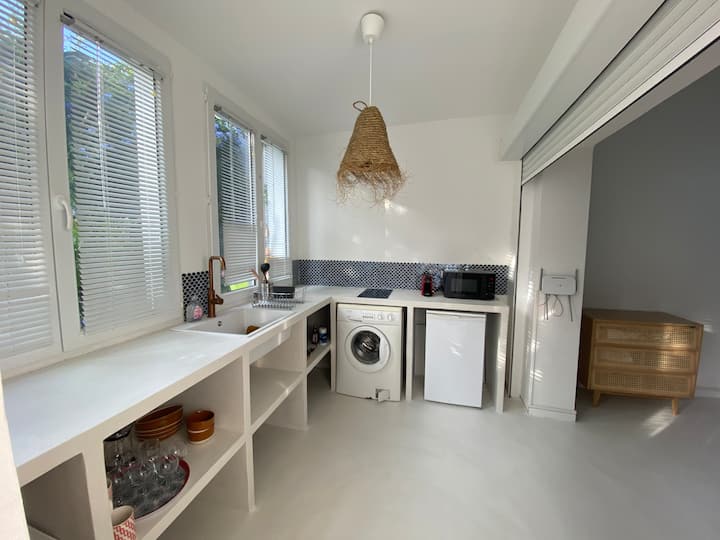 Petite Maison Individuelle Dans Le Jardin - Calanques de Marseille