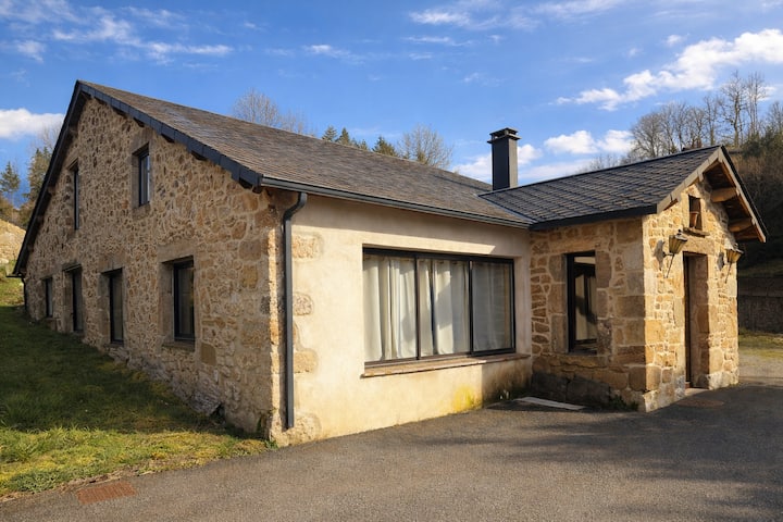 Maison Hébergement 3 Chambres 6 Couchages - La Salvetat-sur-Agout