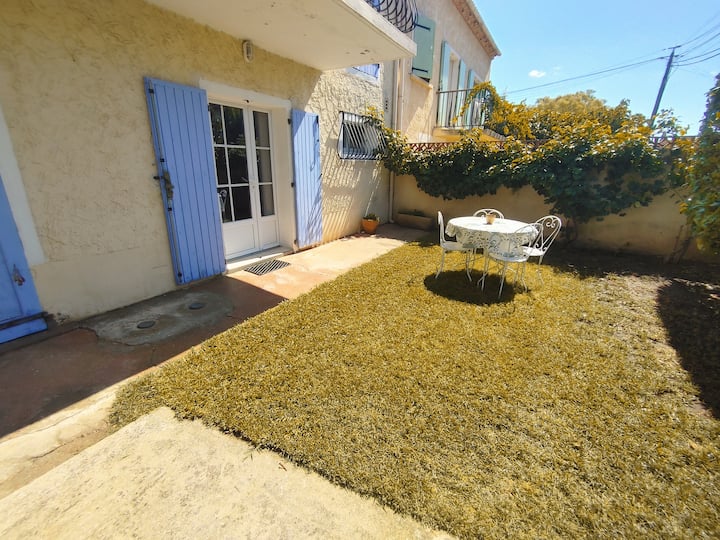 Un Nid En Provence, Jardin, 2p - Arles