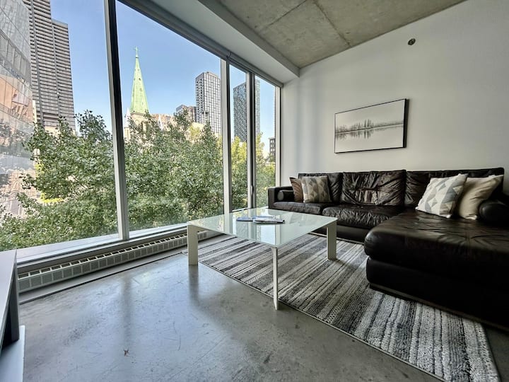 Ue - 02 Loft - Montreal