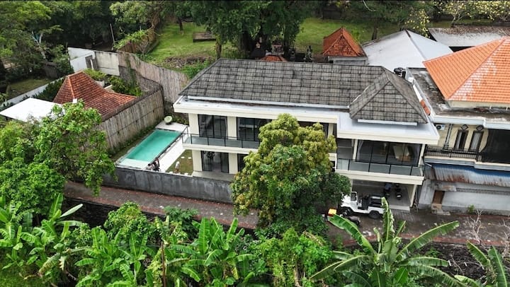 Spacious 4 Bedrooms Villa In Umalas/ Canggu - Canggu