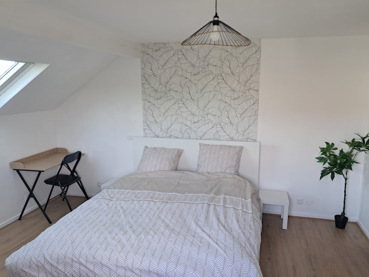 Charmant Duplex Rénové Avec Cour Privée - Gien