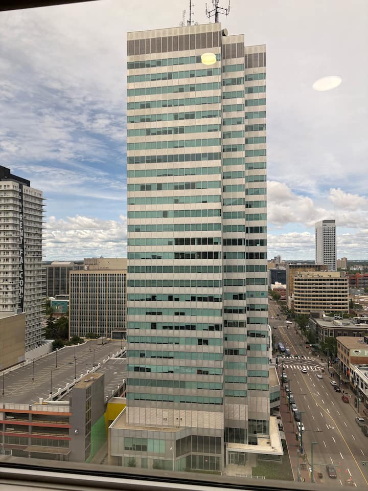 Unique Studio Apartment - Edmonton