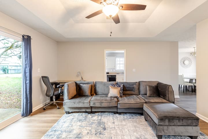 Family & Wellness Retreat • Sleeps 8 • Near Auburn - Montgomery, AL