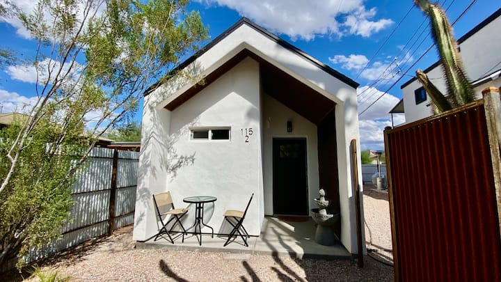 Chic Desert Casita - Tucson Museum Of Art