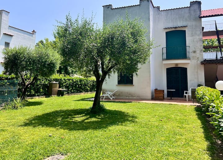 Azalee Appartamento E Giardino Al Mare, Portoverde - Misano Adriatico