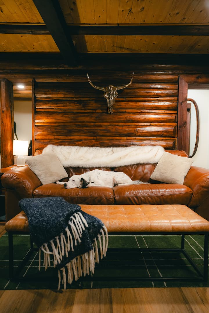 Homestead 1896. Spa, Sauna, Hot Tub, Games Room. - Packwood, WA