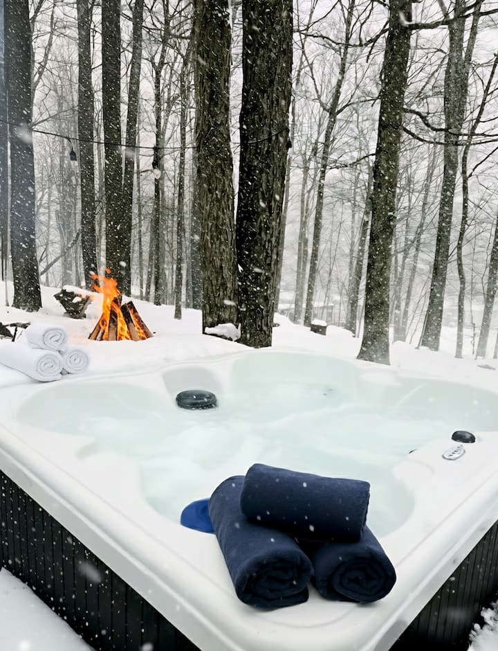 Snowy Hot Tub Hideaway/near Slopes And Winter Fun - 莫斯科