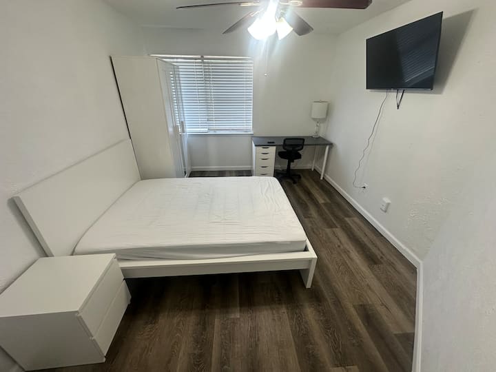 1home To Uta, Att, And Globe Life - Fort Worth, TX