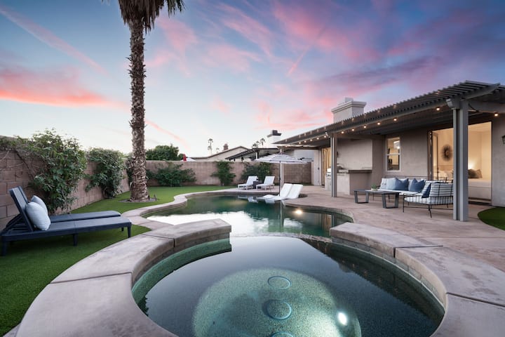 The Ivy, 4br With Private Backyard Large Pool/spa - La Quinta, CA