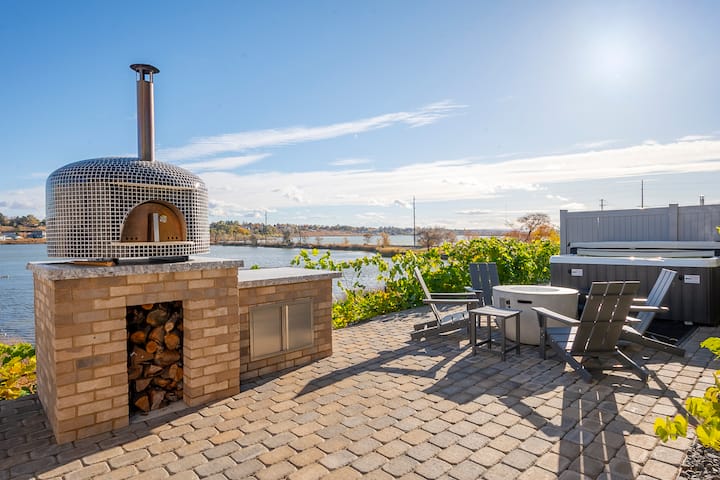 Moses Lake Vineyard Retreat-waterfront Escapism - Moses Lake, WA