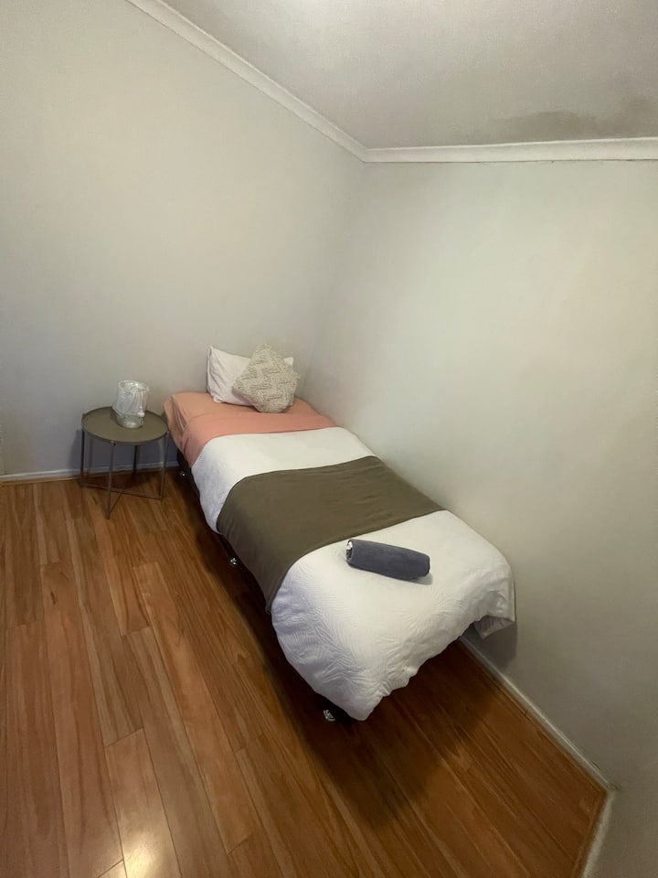 Tidy Room - Canberra