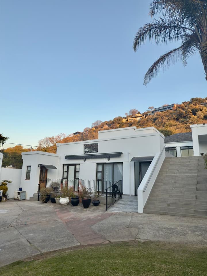 Neyami Nest - Johannesburg