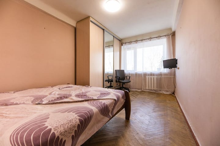 Двушка на Севастопольской пл. - Вишневое