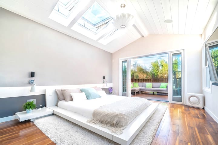Modern, European Home In Venice Beach • 2br • 2ba - Brentwood - Los Angeles