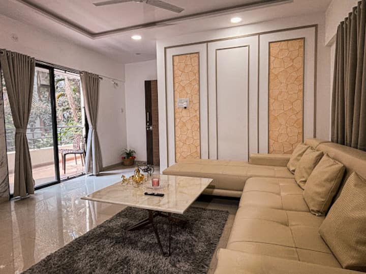 Luxurious And Classy 2 Bhk Near Balewadi High St - Pune
