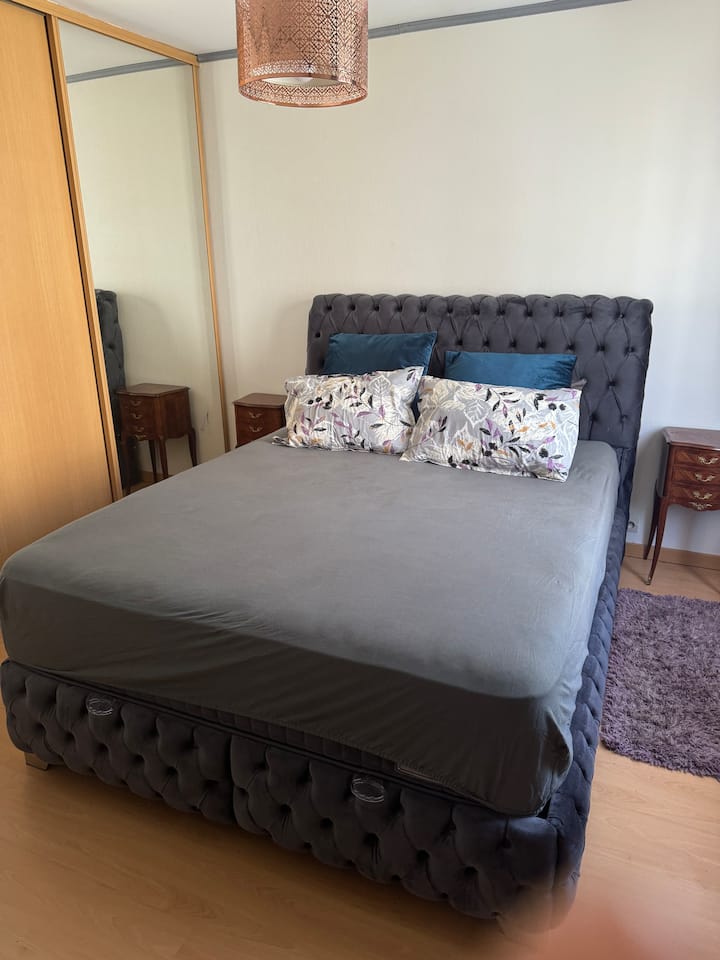 Chambre 01 Très Agréable,
Le Tarif Par Chambre - Alfortville