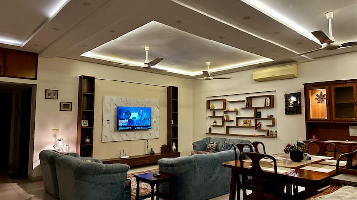 3-bed Peaceful Family Portion - 라호르