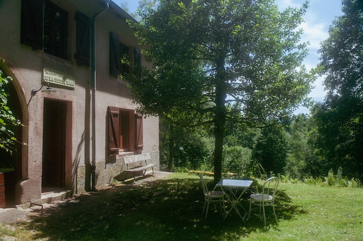 Abgeschiedenes Forsthaus - Lac de Pierre-Percée